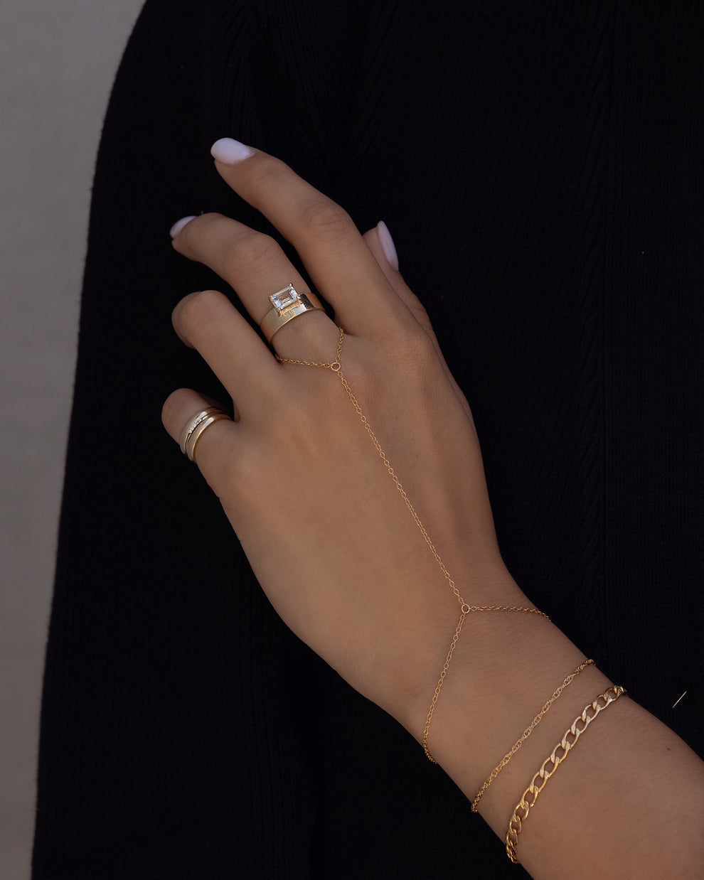 Minimal Hand Chain – Belladaar